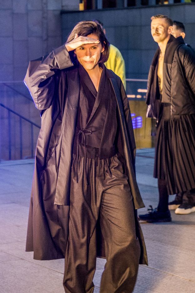 Córka Turnaua na pokazie z Joanną Kulig. Mąż się nie zjawił... - Pudelek