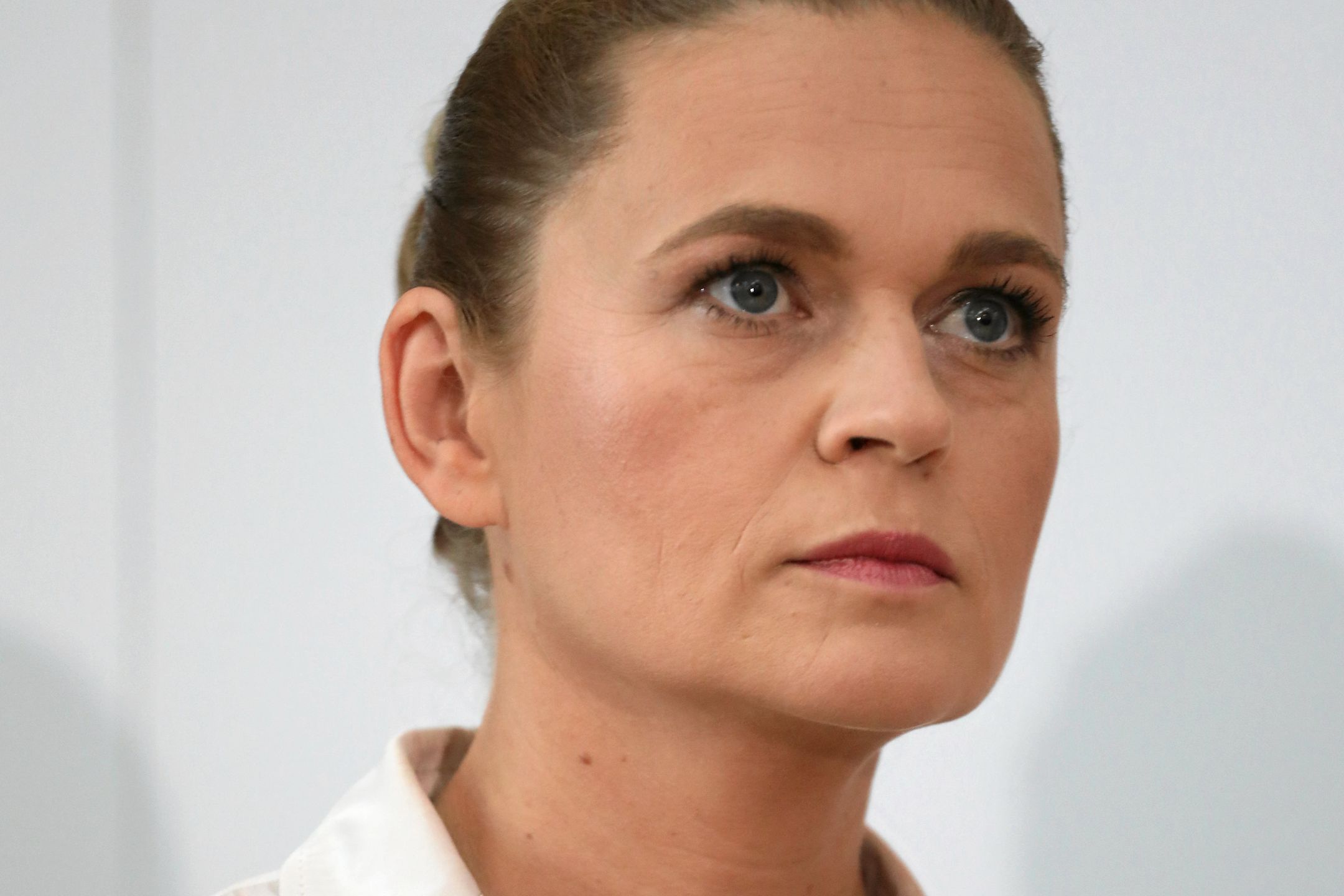 10 kwietnia. Barbara Nowacka wspomina mamę Izabelę Jarugę-Nowacką - WP ...