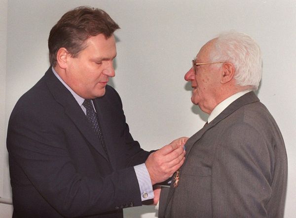 Izrael: zmarł znany historyk Holokaustu Israel Gutman - WP Wiadomości