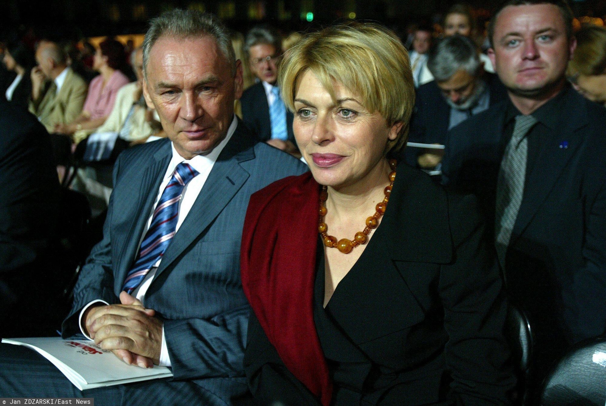 Izabela Jaruga-Nowacka była jego drugą żoną. Wcześniej poślubił jej ...