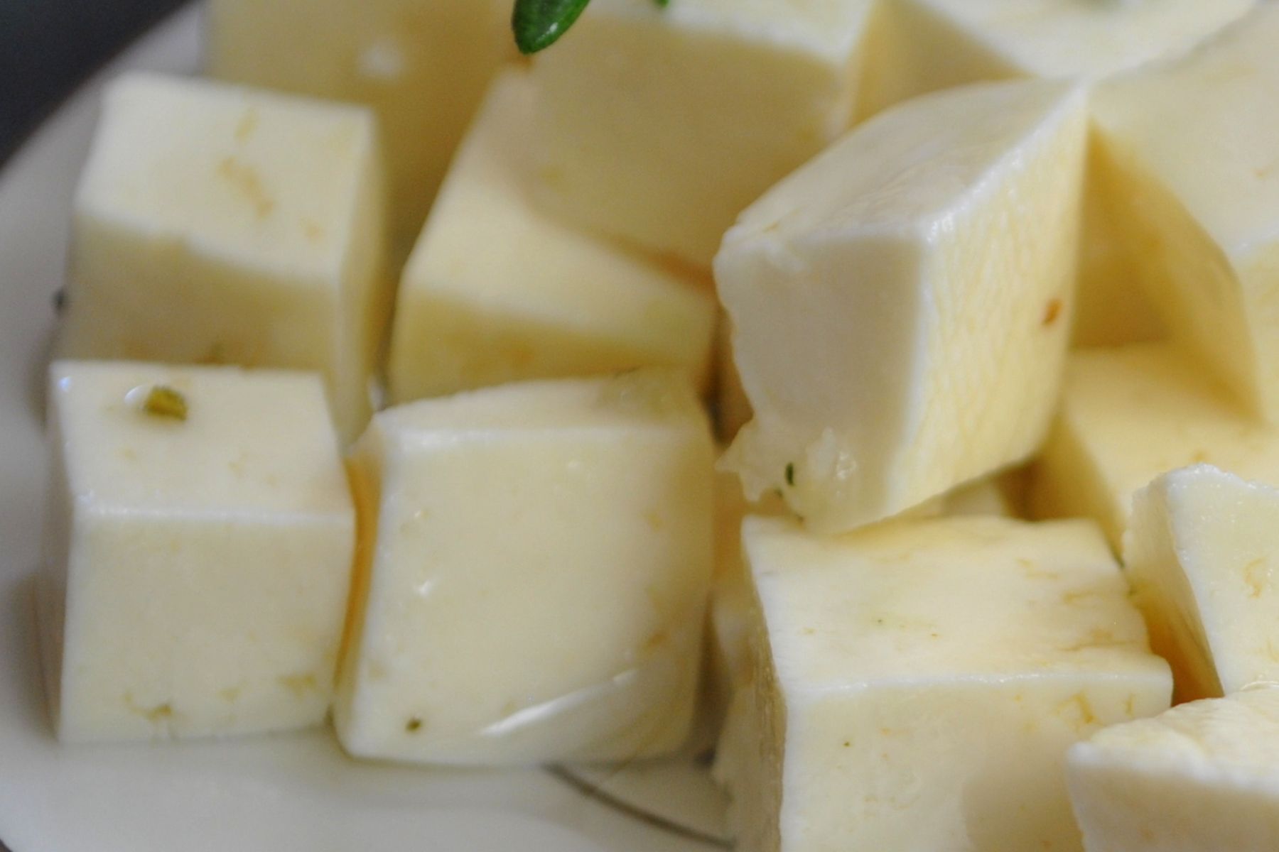 Niedoceniany polski ser. Wspiera serce i wzmacnia kości