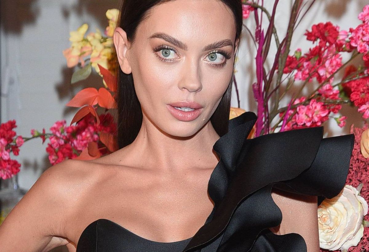 Siatka i body. Edyta Zając niby ubrana, a wszystko widać - WP Teleshow