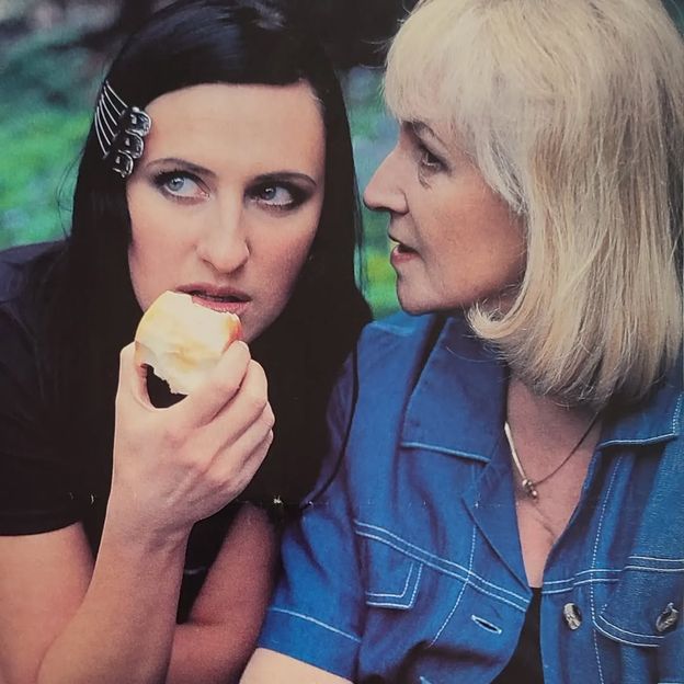 Nie żyje matka Kayah. Artystka straciła w tym roku obojga rodziców ...