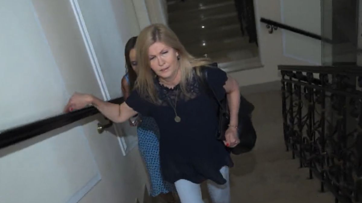 Iwona Arent "przyłapana" w Sejmie. Uciekała przed dziennikarką - WP Wiadomości