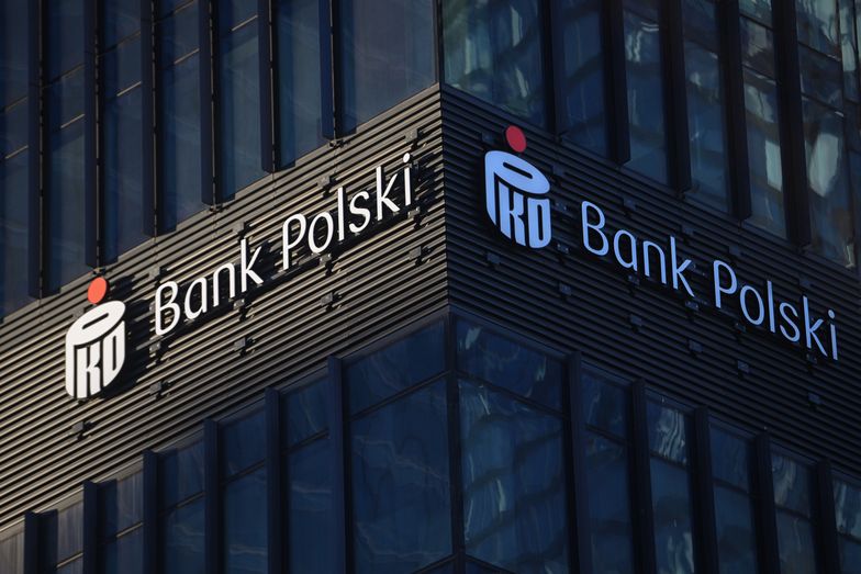 Trzęsienie ziemi w PKO BP. Prezes odchodzi - Money.pl Trzęsienie ziemi w PKO BP. Prezes odchodzi - Money.pl
