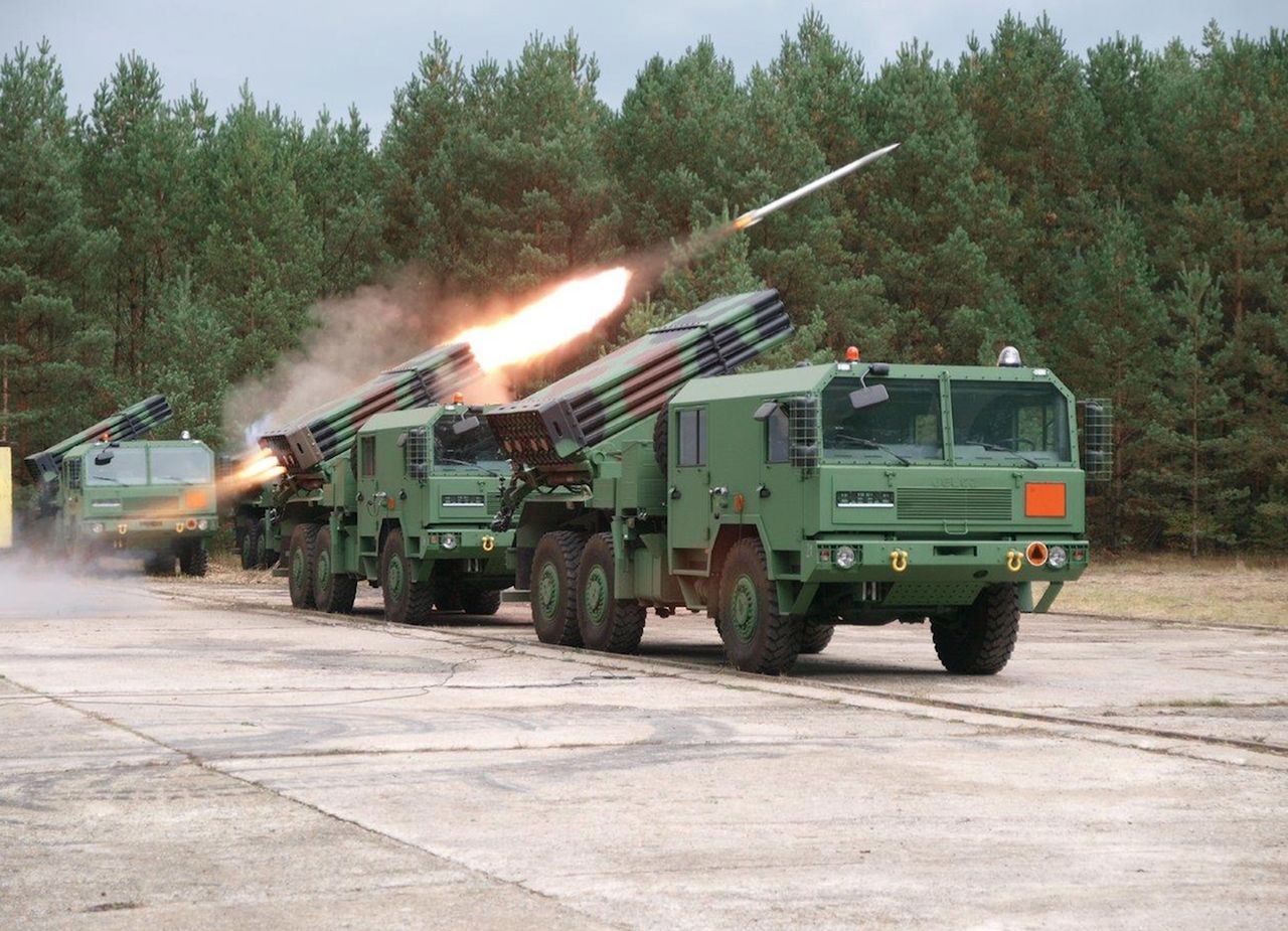 Kolejne zakupy MON. Miliardowy kontrakt na wozy towarzyszące do WR-40 ...