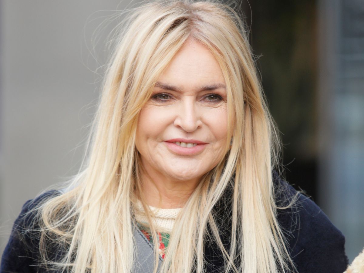 Takie kozaki to hit tej jesieni. Monika Olejnik wygląda w nich jak ...