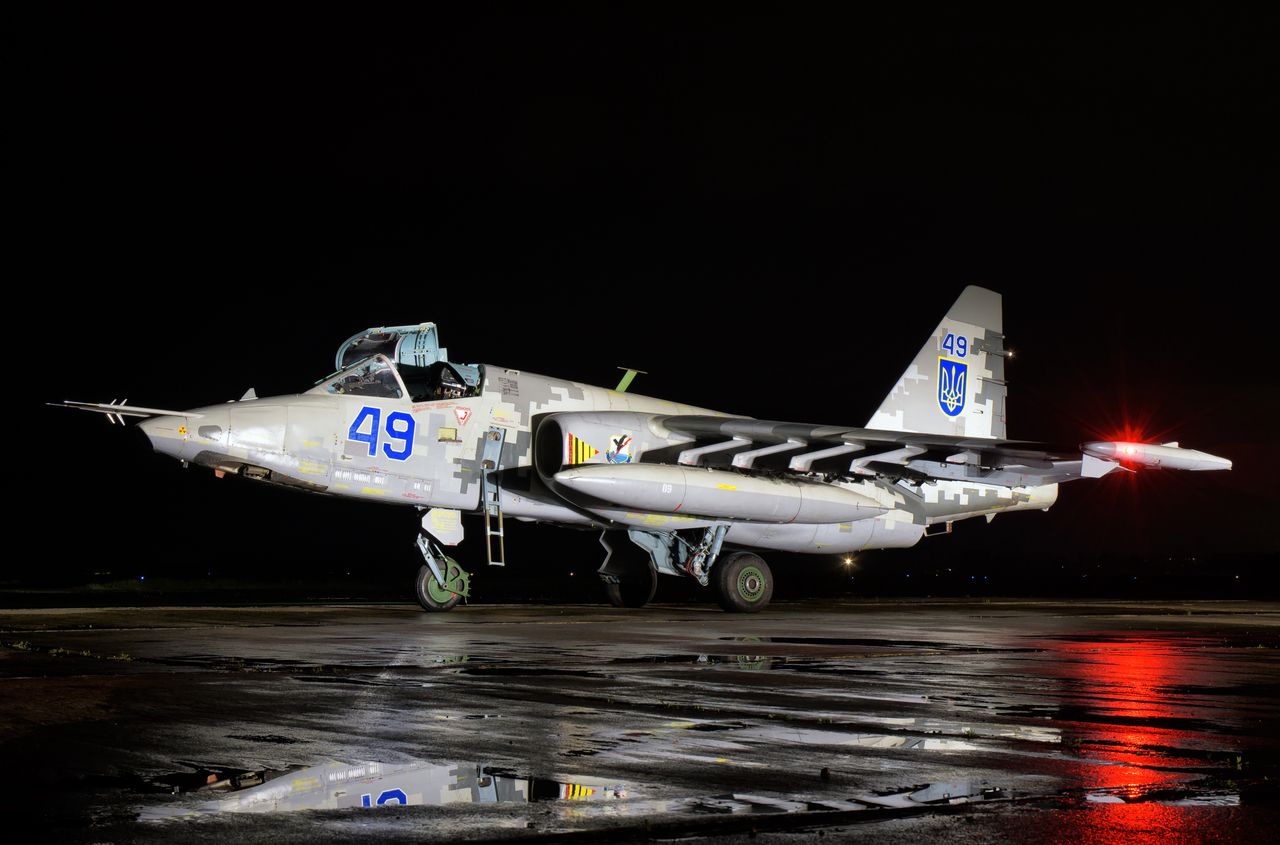 Ukraińcy pokazali nagranie. Pilot Su-25 w akcji [WIDEO]