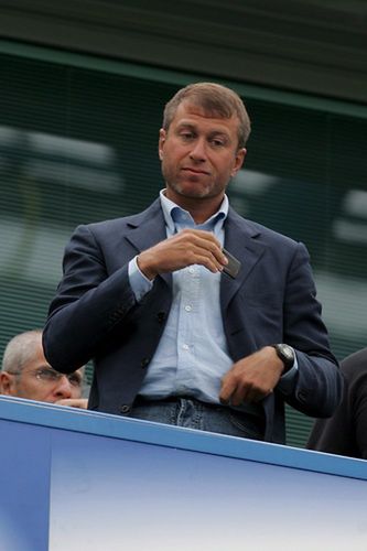 Roman Abramowicz przy nich to "płotka". Zobacz najbogatszych ludzi w ...