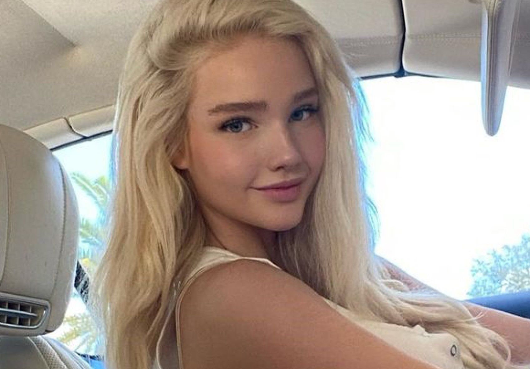 Ma zaledwie 23 lata. Tak zarobiła swój pierwszy milion - WP Kobieta