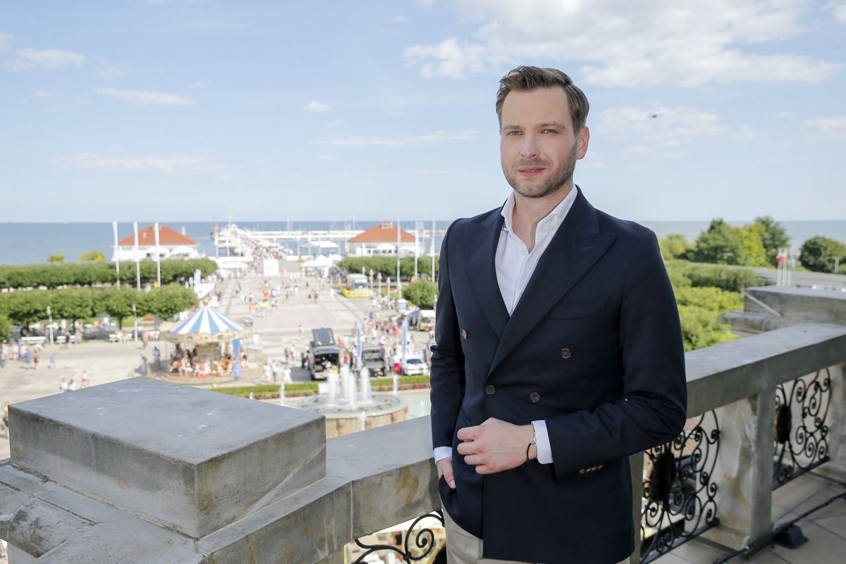 Radomir Wit nadawał spod studia. Na debatę wpuszczono tylko pracowników ...