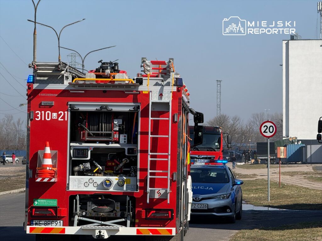 Warszawa: Pożar na terenie centrum handlowego Modlińska 6D.