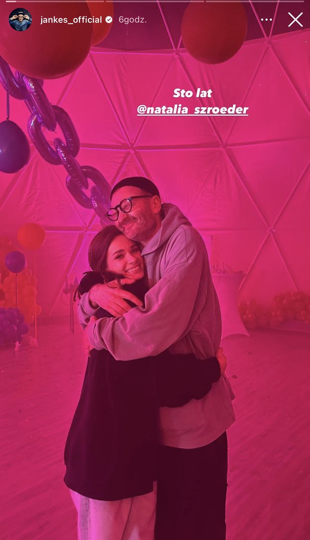 Tego się nie spodziewała. Tłum gwiazd na urodzinach Natalii Szroeder - Pudelek