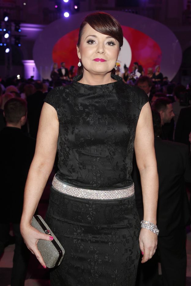 Holecka ma kurtkę wartej KROCIE. Tak na niej zaoszczędziła - Pudelek