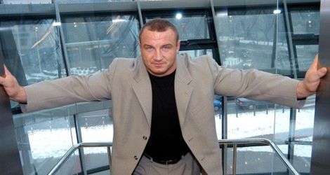 "Pudzian" i jego nowe M3 - WP Facet