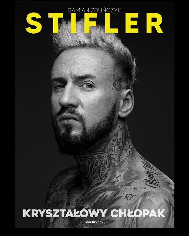 Stifler zrobił sobie tatuaże... NA TWARZY! (FOTO) - Pudelek