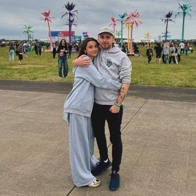 Zaczynała w programie w wieku 15 lat. Wyrosła na prawdziwą piękność ...