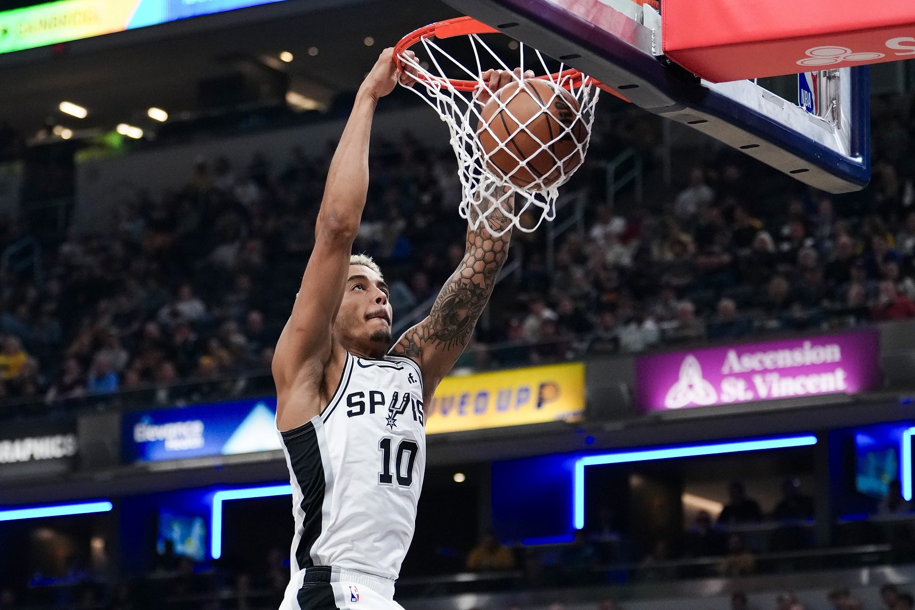 Jeremy Sochan najlepszym punktującym San Antonio Spurs w Madison Square ...