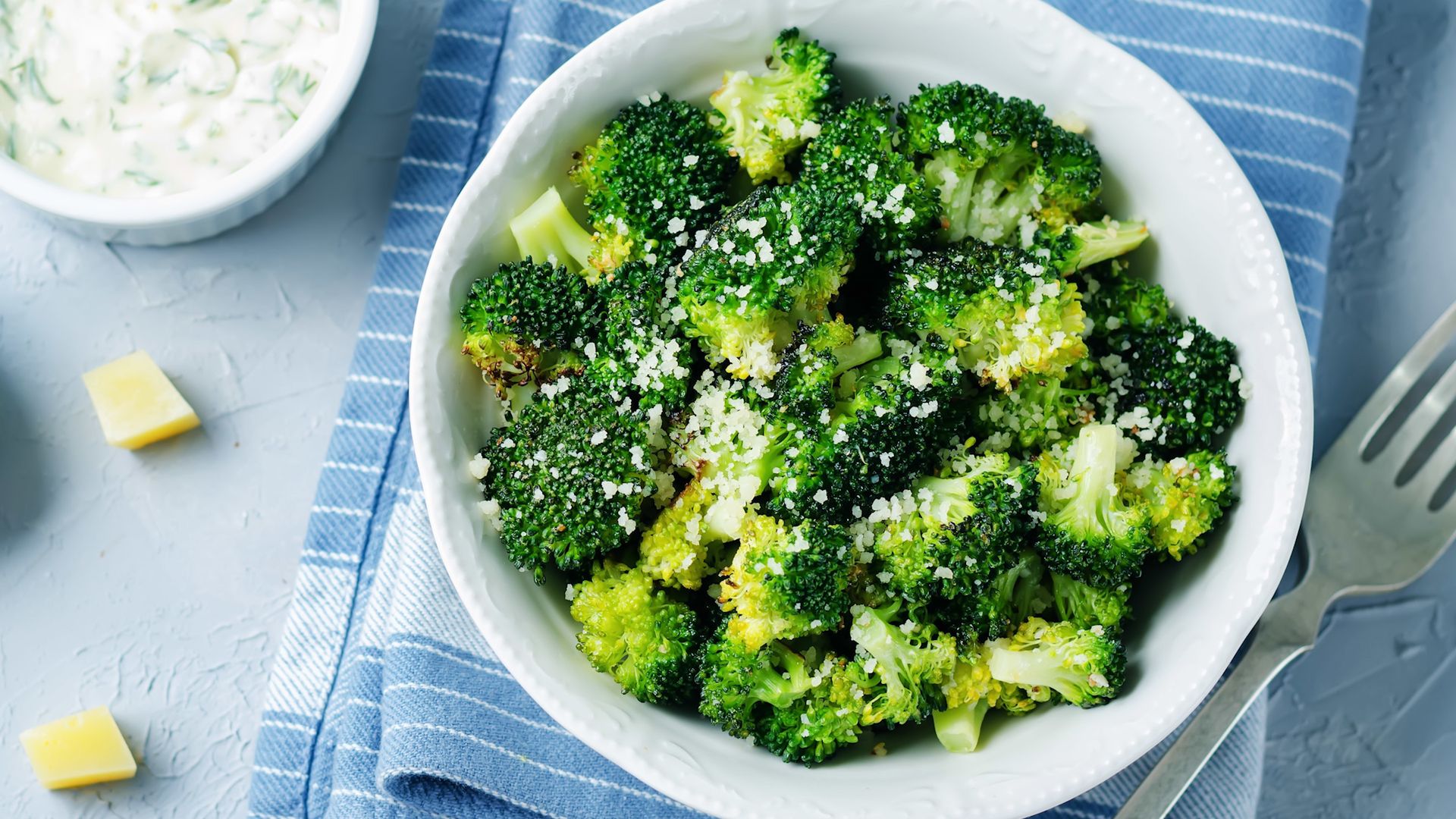 Pieczone brokuły. Zachwycający dodatek do obiadu - WP Kuchnia