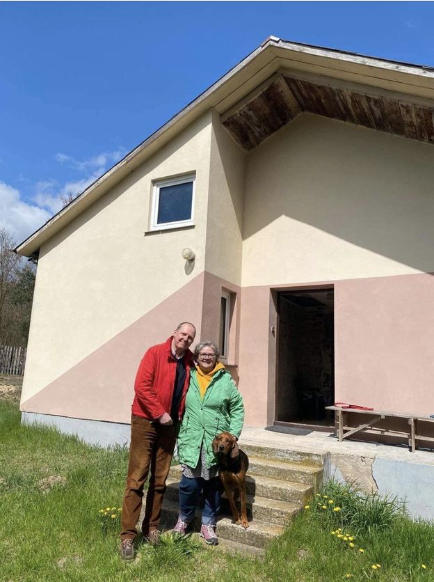 Sprzedała mieszkanie za ponad milion złotych. Chwali się nowym domem - Pudelek