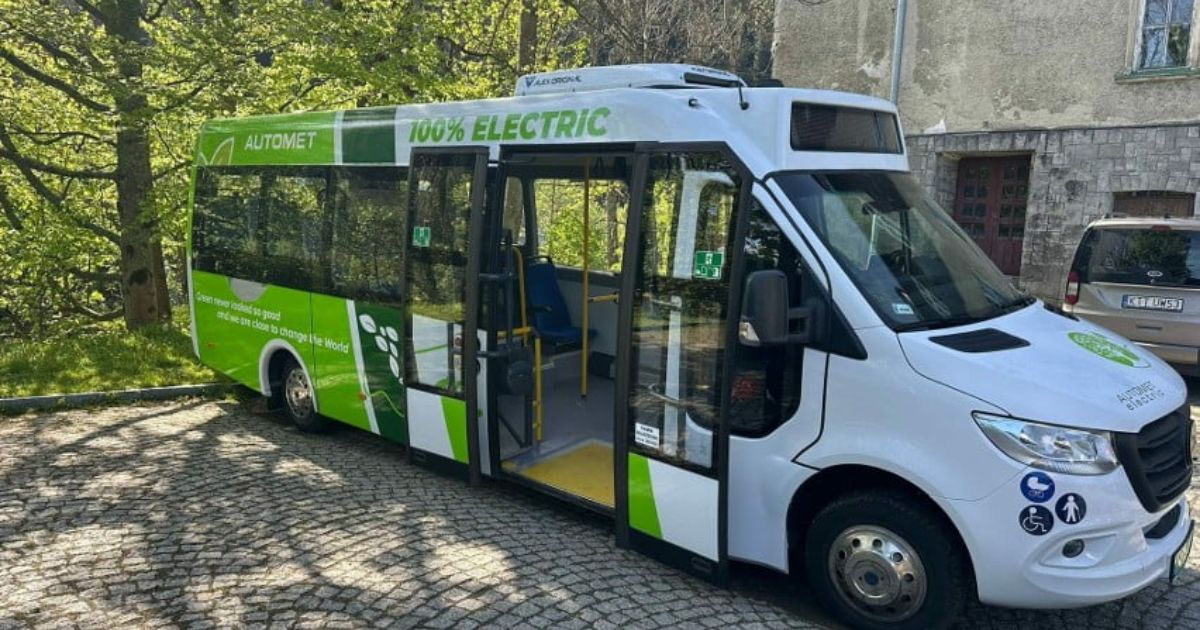 Bus na Morskie Oko zdał egzamin. TPN widzi dwa "problemy" - Vibez