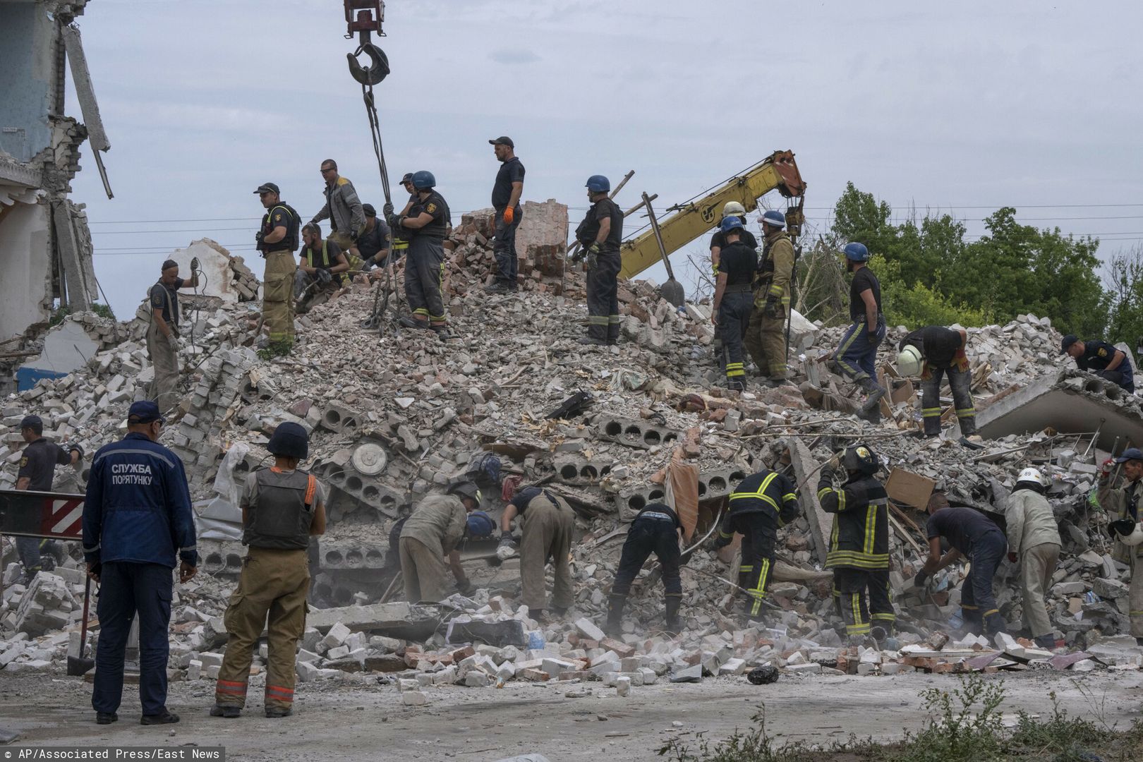 Wojna w Ukrainie. Na Czasiw Jar spadły rakiety. "Według wstępnych ocen ...