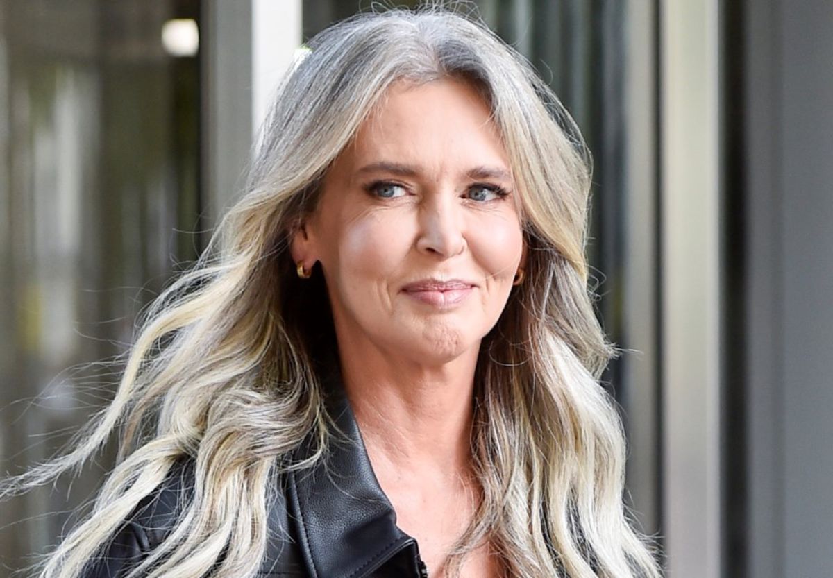 Bogna Sworowska w przezroczystościach i najmodniejszym kolorze. 56 ...