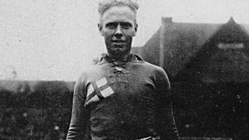 Szwecja - Polska - rozpoznaj piłkarskie legendy obu reprezentacji!