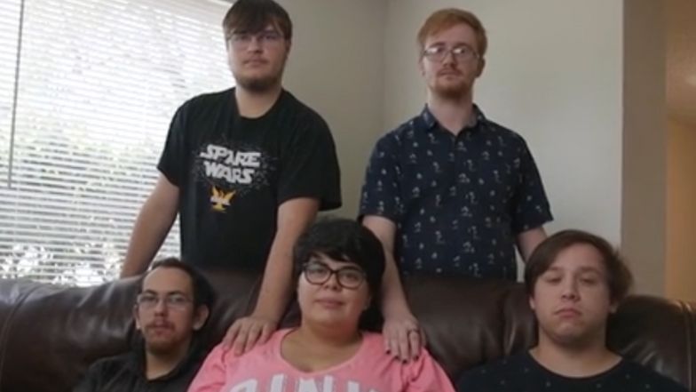 20-latka żyje w miłosnym pięciokącie. Zaszła w ciążę. Nie wie, kto jest ...