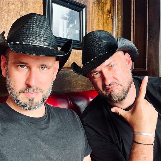 Marcin Prokop ma młodszego o 10 lat brata. Są do siebie niezwykle ...