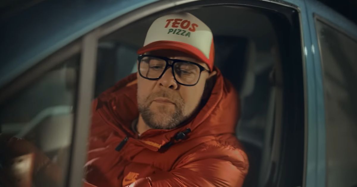 Raper Tede serwuje burgery. Nazwy zapadną wam w pamięci - Vibez