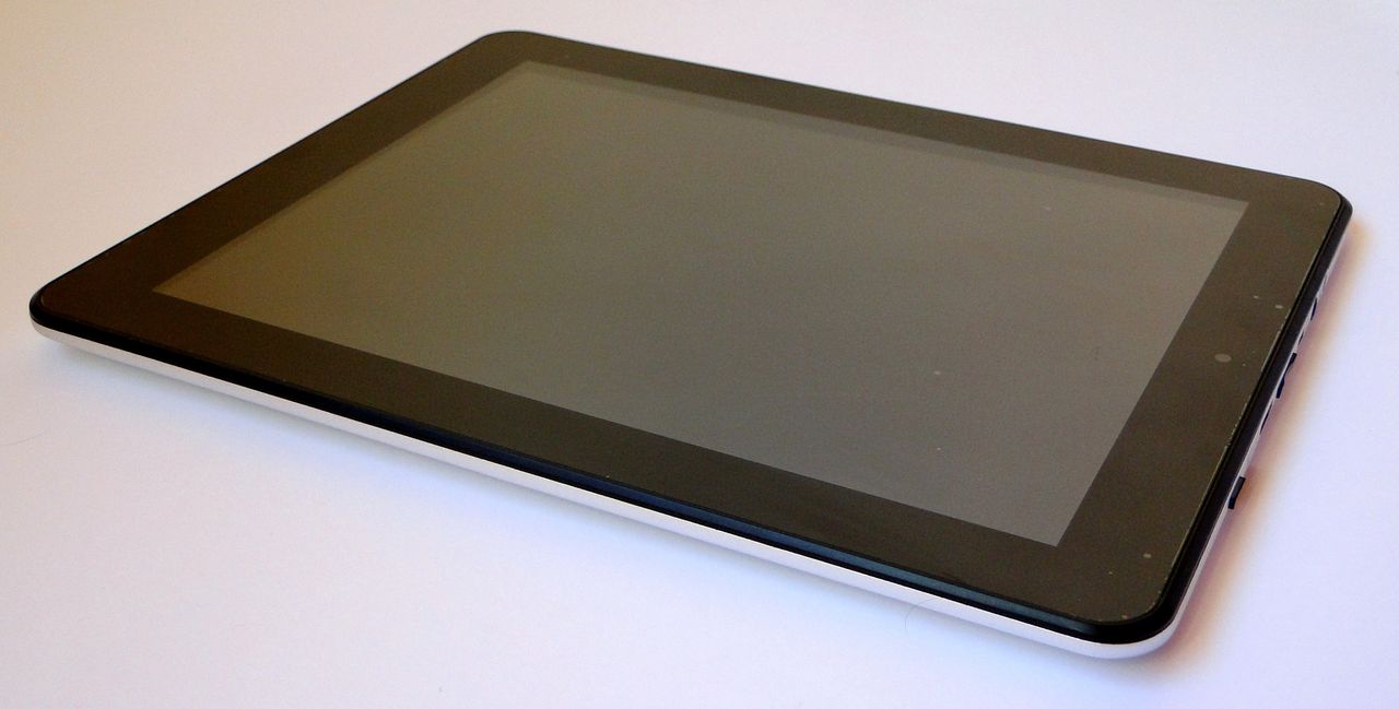 Tablet GoClever R973 z Androidem Jelly Bean - pierwsze wrażenia