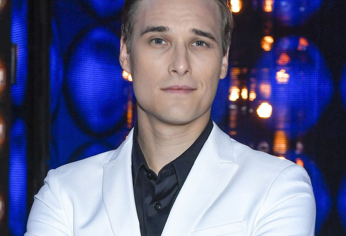 Są parą mimo różnicy wieku. Ukochana Maurycego Popiela dołączy do "M ...