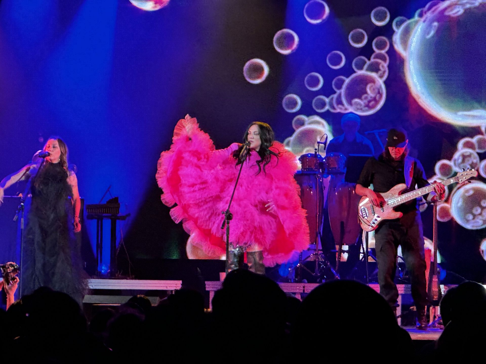 Na pohybel hejterom, czyli urodzinowy koncert Kayah w Stodole [RELACJA]