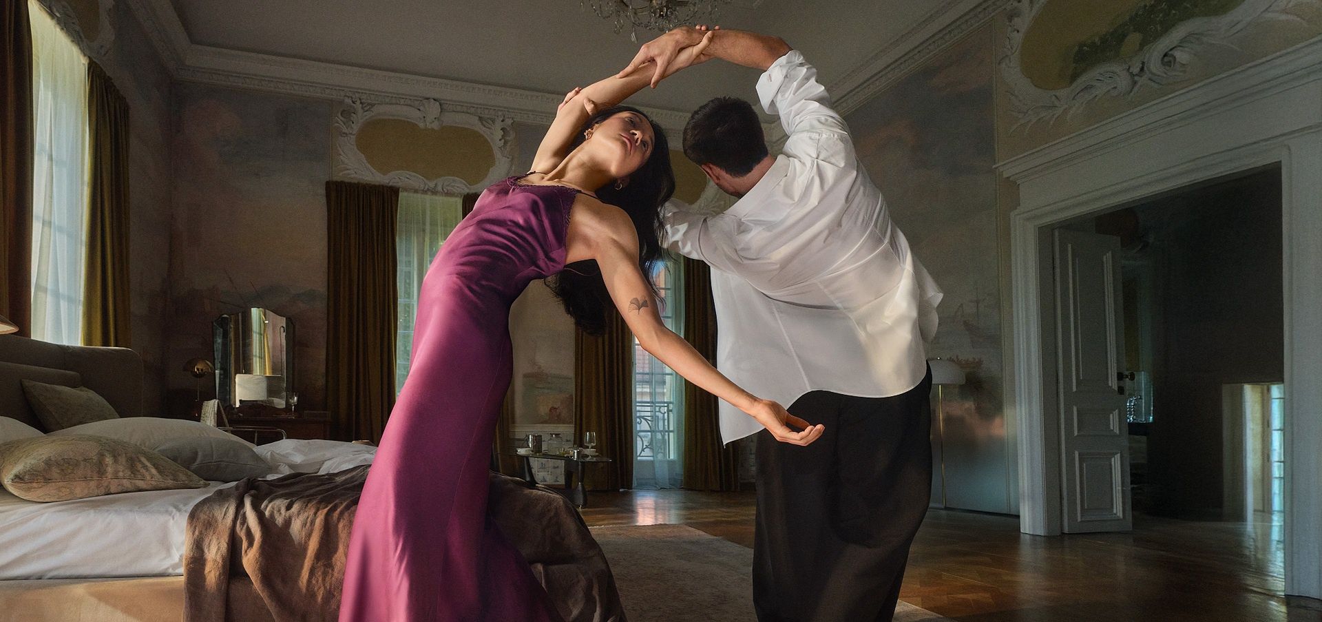 Taniec emocji i znaczeń – Answear.com z nową kampanią AW25