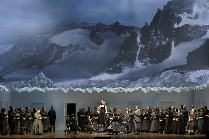 Alexandra Nowakowski niespodziewanie debiutuje w The Metropolitan Opera ...