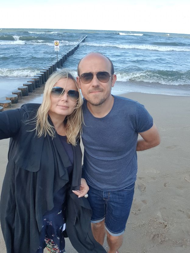 Są razem od 12 lat. Oto żona Borysa Budki! - Pudelek