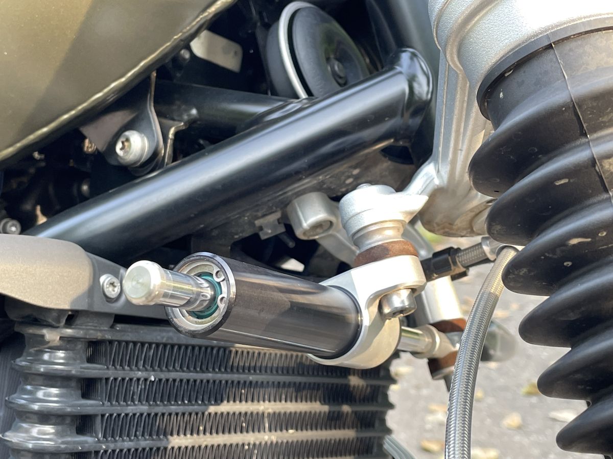 Co to jest amortyzator skrętu i jak działa. Zobacz, do czego się ...