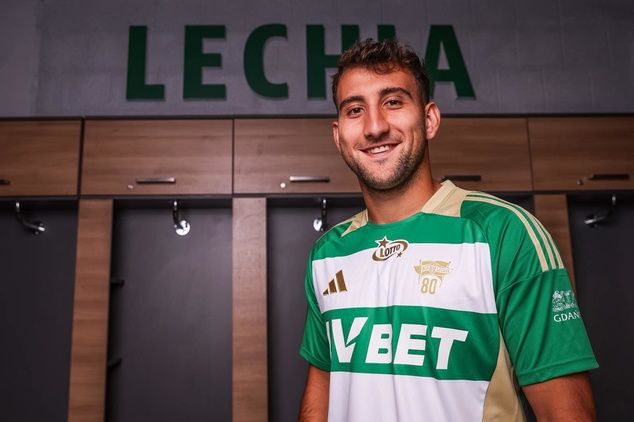 Lechia Gdańsk zadowolona z letniego okna. Paolo Urfer negocjował osobiście