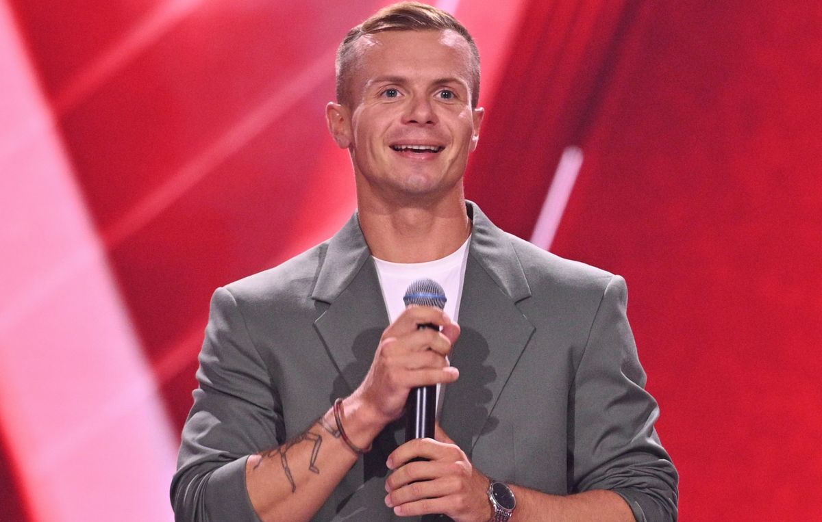 Znana twarz w "The Voice of Poland". Daniel Borzewski nie jest ...