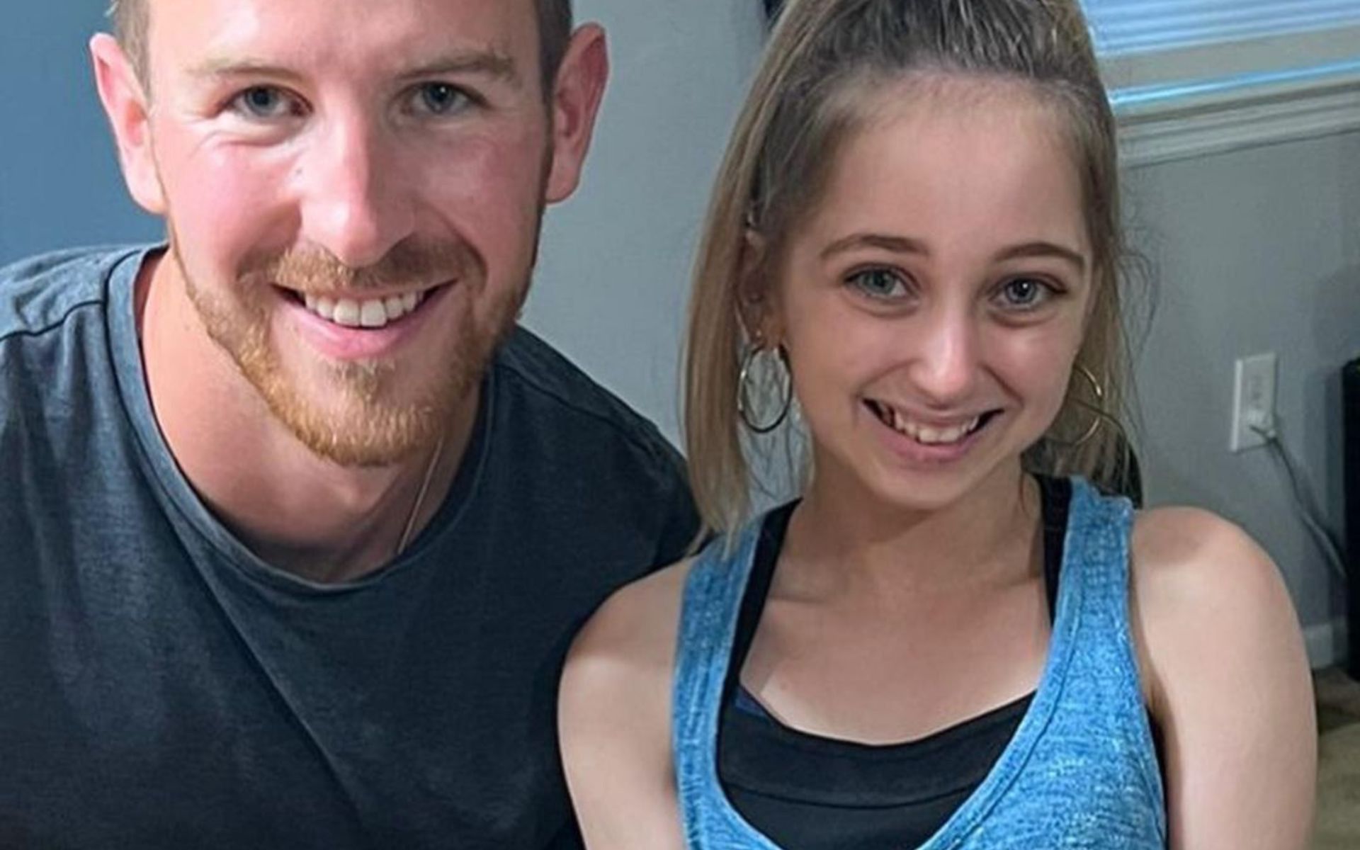 Nie dają im żyć. Jego dziewczyna wygląda jak 8-latka - o2