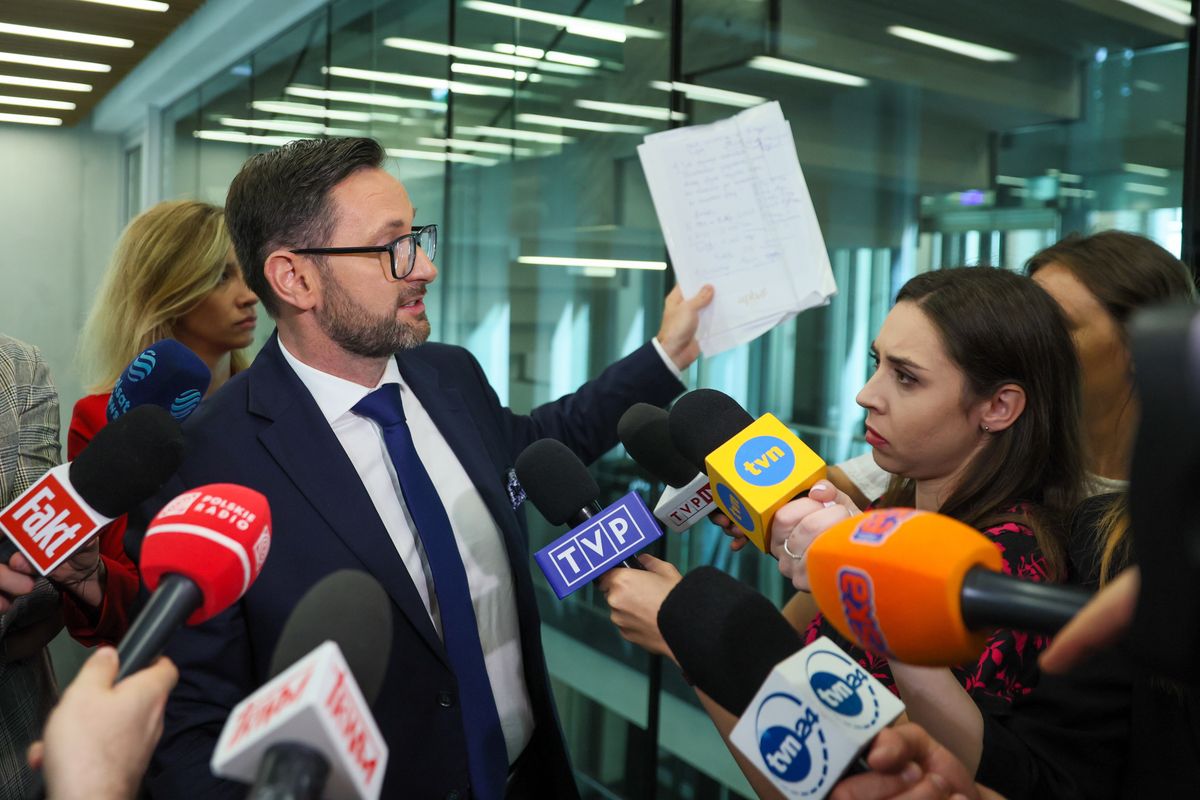 "W końcu mnie mają". Obajtek tłumaczy się z notatek podczas przesłuchania - WP Finanse