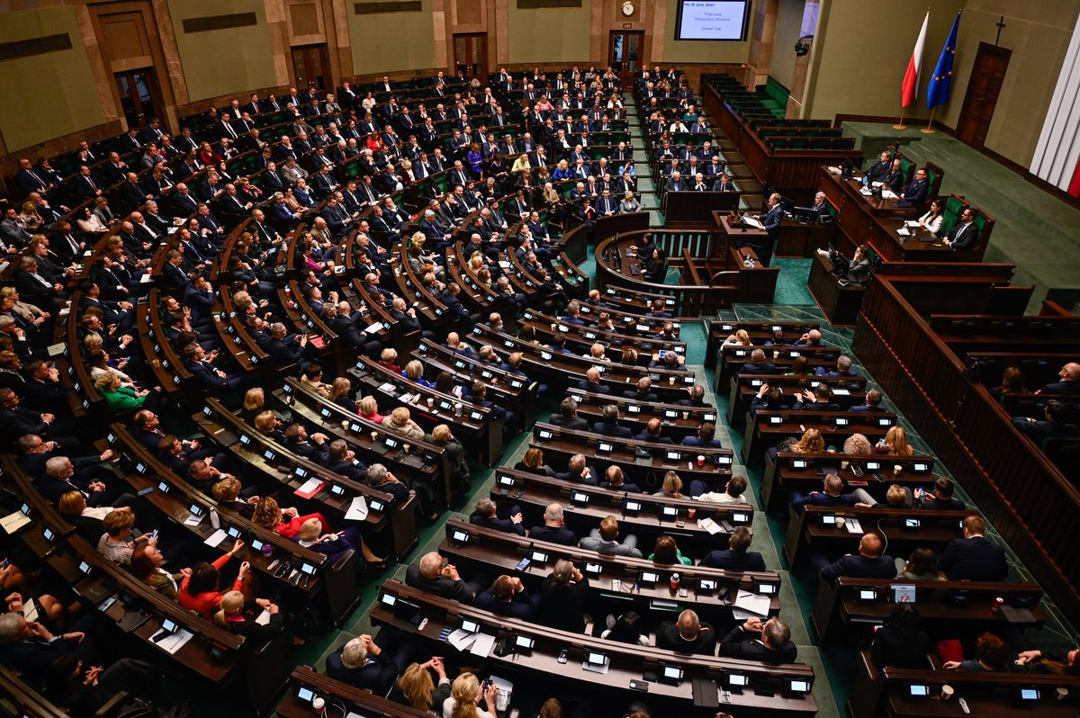 Sejm. Harmonogram obrad. Posłowie zbiorą się przed świętami - WP Wiadomości