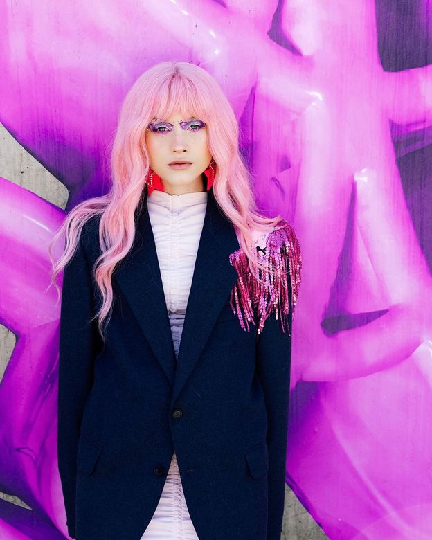 Tak Bryska wygląda bez peruki! Jest nie do poznania - Pudelek