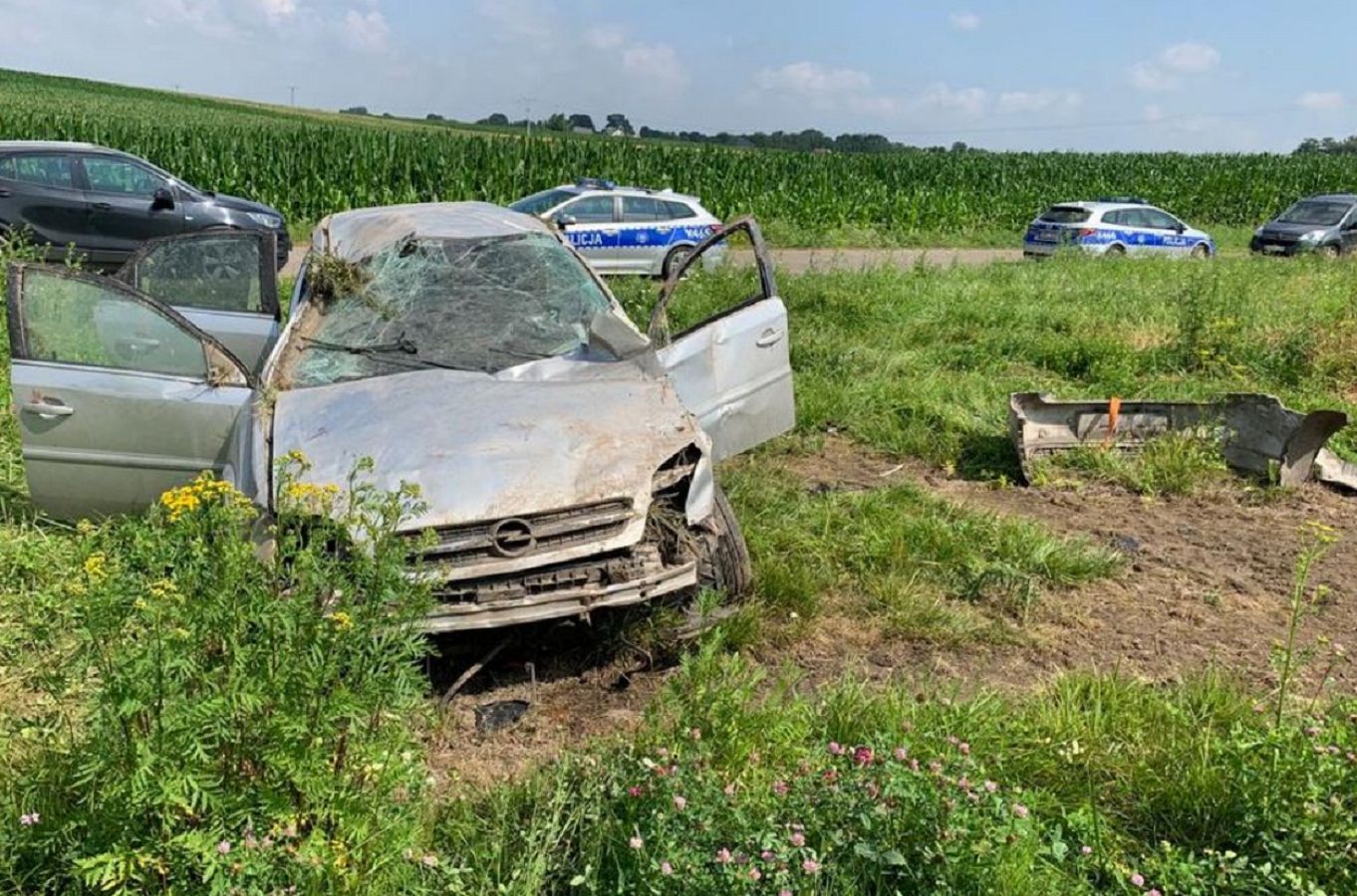 Znaleziono rozbite auto. Należało do zaginionego 29-latka