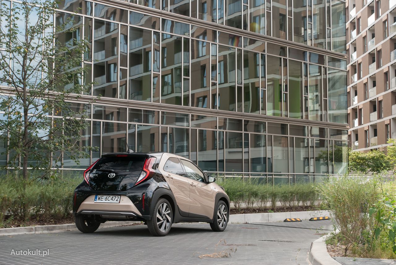 Test: Toyota Aygo X – nie jest rewolucyjna, ale i tak budzi nie lada ...