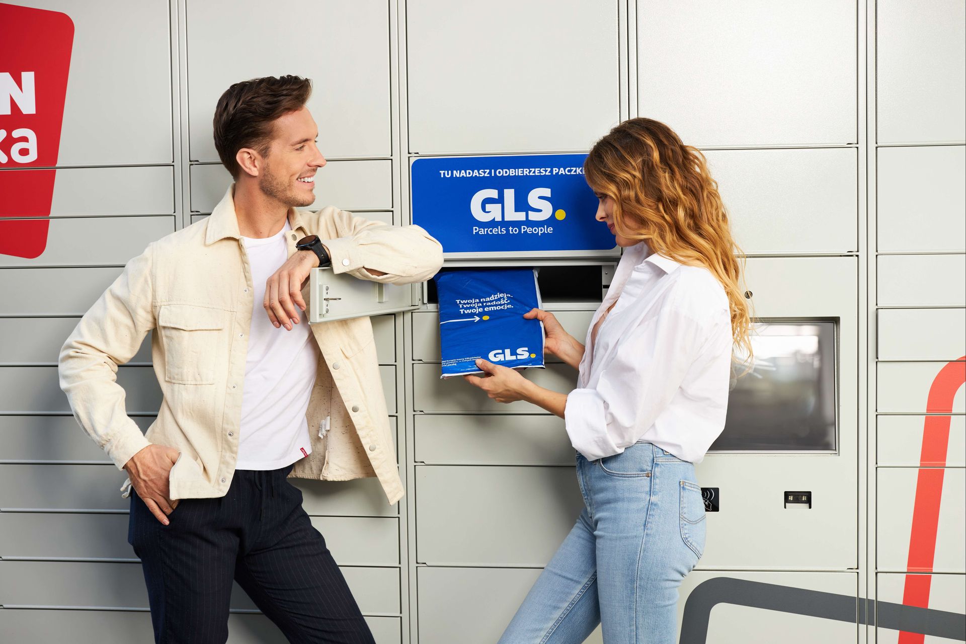 Odbiór przesyłek GLS w automatach paczkowych ORLEN