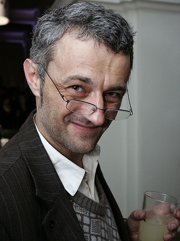 Raczkowski: "CHODZĘ DO BURDELI! Pokaż mi kogoś, kto nie był!" - Pudelek