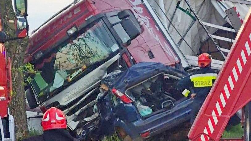 Chmielowo: Śmiertelny wypadek. Nie żyje 40-letni kierowca Forda