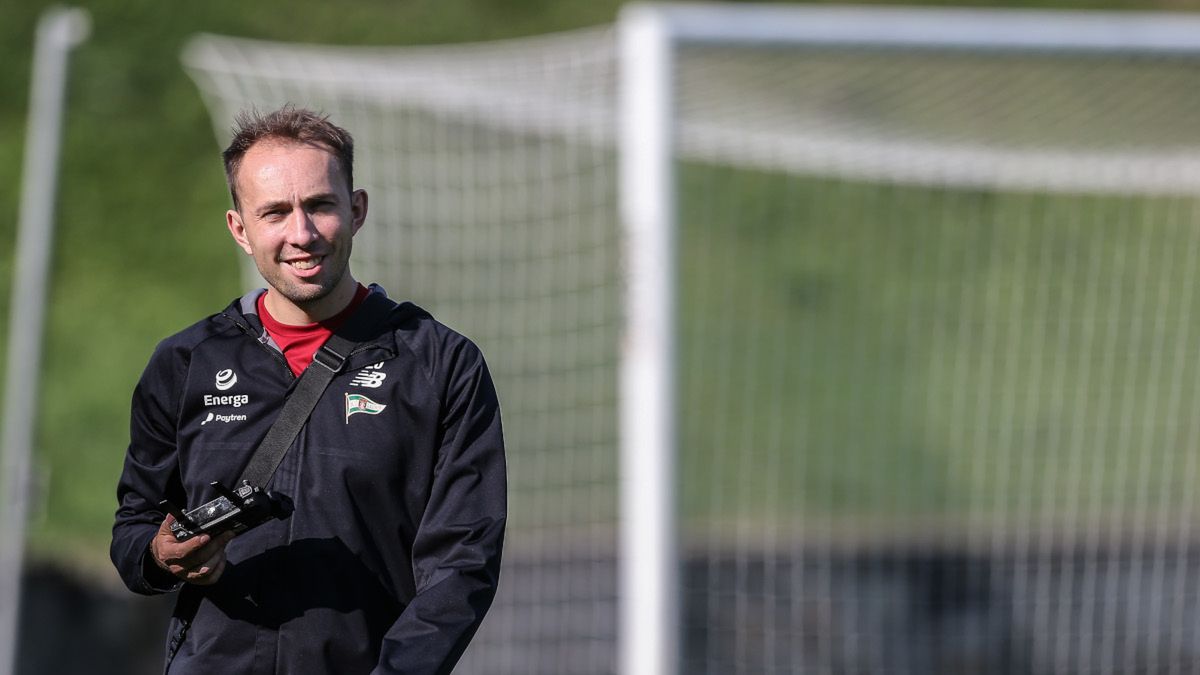 Pragnienie wiedzy w piłce jest ogromne. "Szkoda, że doba ma tylko 24 ...